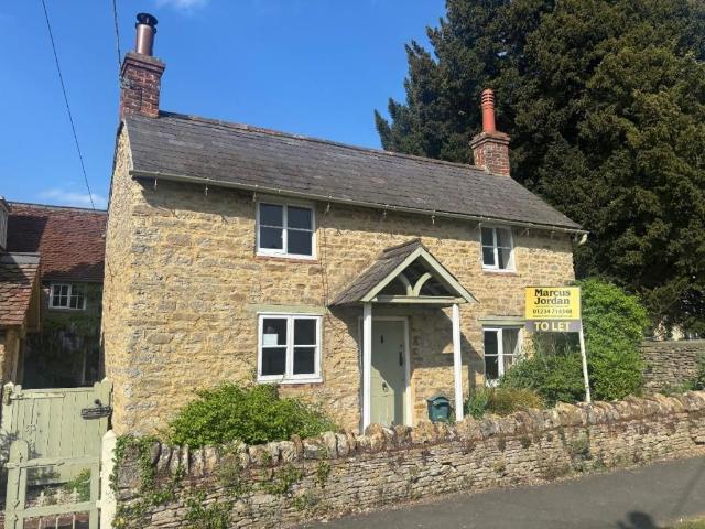 High Street, Turvey MK43, 1 bed cottage to rent, £1,050 pcm | PrimeLocation