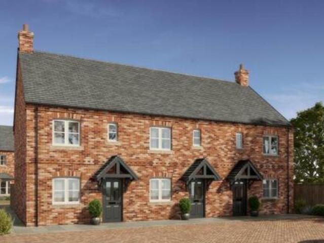 High Street, Upton, 2 Bedroom End