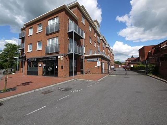 High Street, Uxbridge UB8, 3 bed flat to rent, £2,200 pcm | PrimeLocation