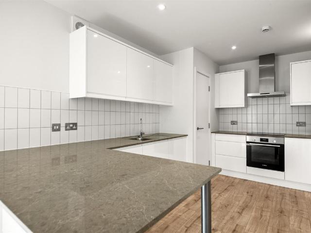 High Street, Uxbridge UB8, 2 bed flat to rent, £1,750 pcm | PrimeLocation