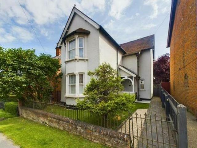 High Street, Waddesdon, 3 Bedroom Detached