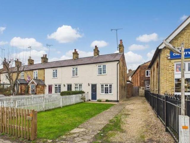 High Street, Waddesdon, 2 Bedroom End