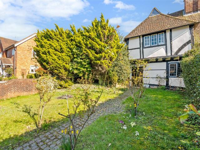 High Street, Westerham TN16, 3 bed end terrace house to rent, £2,250 pcm | PrimeLocation