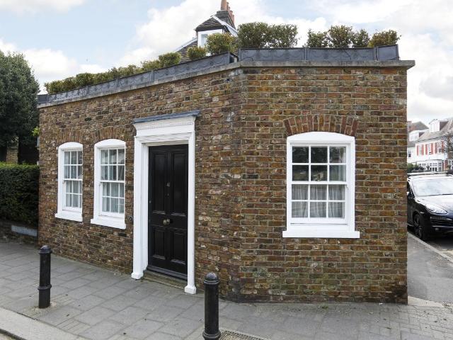 High Street Wimbledon, London SW19, 1 bed flat to rent, £3,250 pcm | PrimeLocation