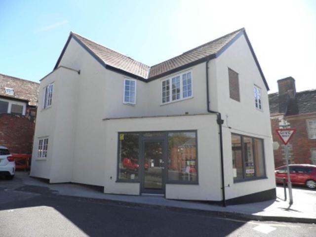 High Street, Wincanton, Somerset BA9, 1 bed flat to rent, £775 pcm | PrimeLocation