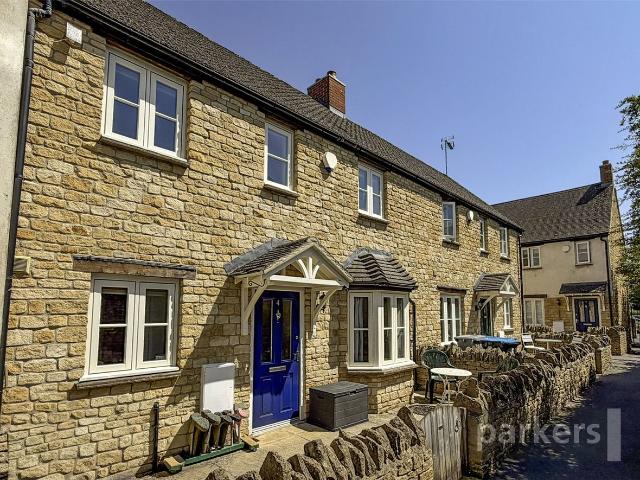 High Street, Witney, Oxfordshire OX28, 2 bed terraced house to rent, £1,200 pcm | PrimeLocation
