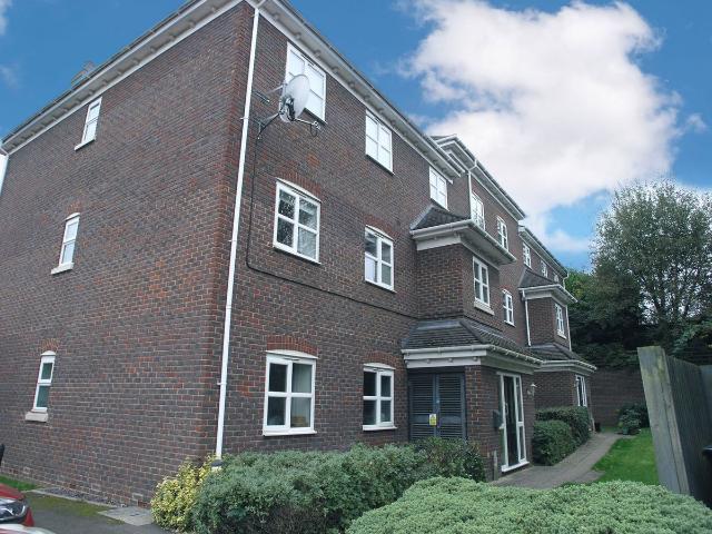 High Street, Wordsley, Stourbridge DY8, 2 bed flat to rent, £900 pcm | PrimeLocation