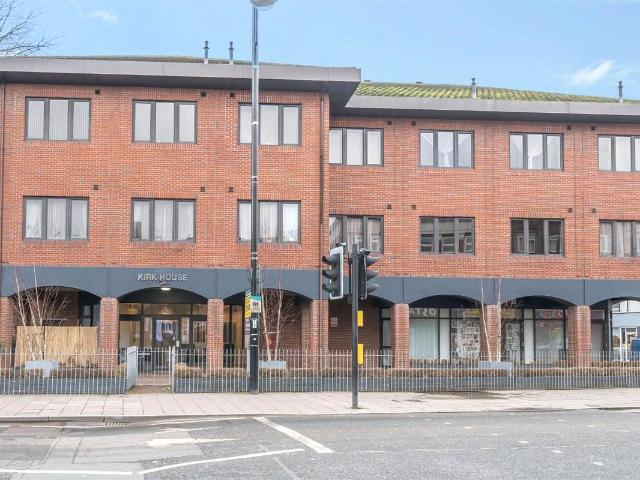 High Street, Yiewsley, West Drayton UB7, 1 bed flat to rent, £1,550 pcm | PrimeLocation