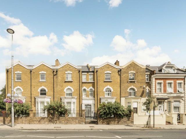 High Street, Acton W3, Studio to rent, £1,050 pcm | PrimeLocation