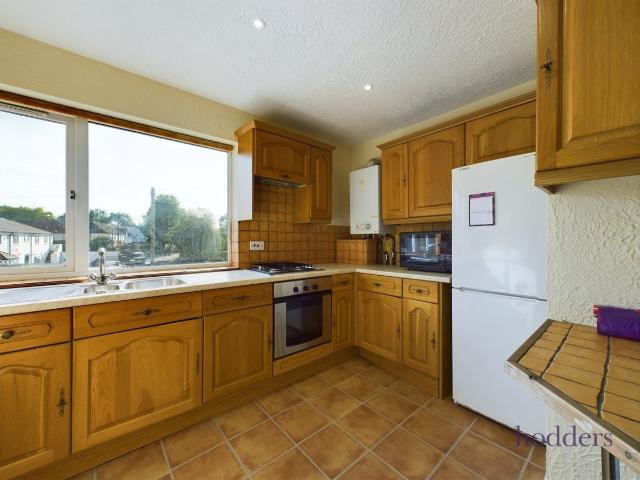 High Street, Addlestone, Surrey KT15, 2 bed flat to rent, £1,425 pcm | PrimeLocation