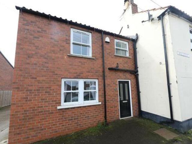 High Street, Aldbrough, 2 Bedroom End