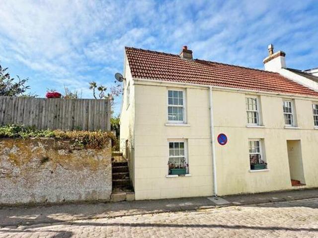 High Street, Alderney, 4 Bedroom Terraced
