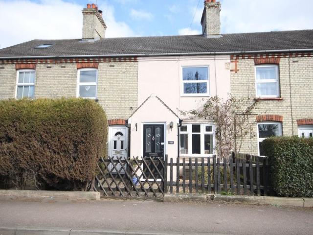 High Street, ARLESEY, Beds, SG15 2 bed cottage to rent £1,375 pcm £317 pw