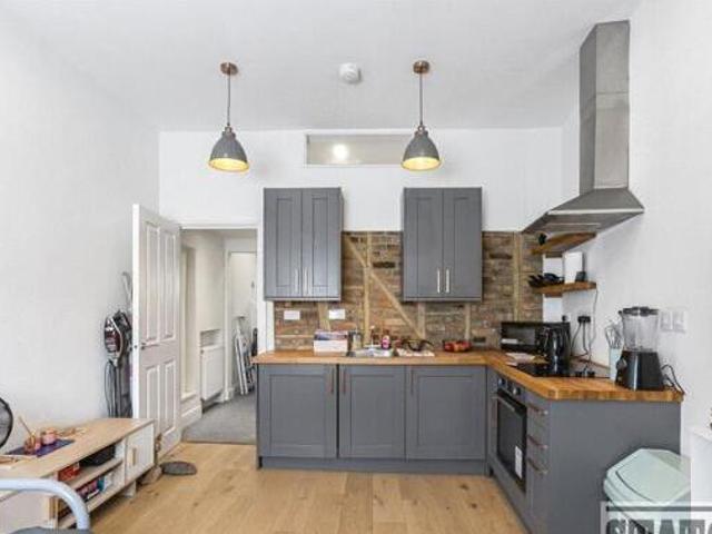 High Street, Barnet, 1 Bedroom Apartment