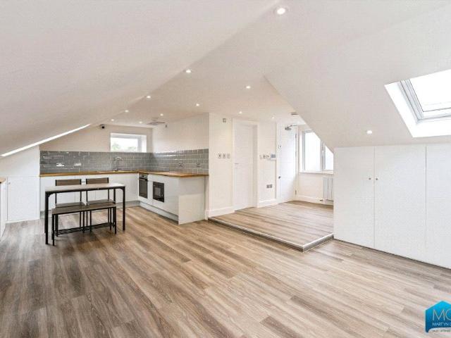 High Street, Barnet, London EN5, Studio to rent, £1,450 pcm | PrimeLocation