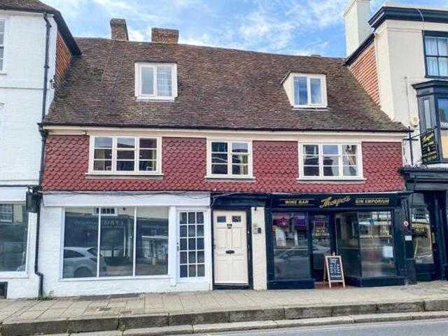 High Street, Battle,2 Bedroom Flat