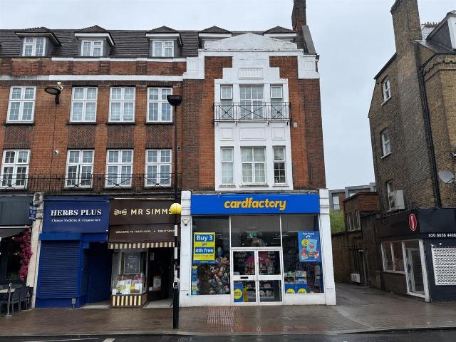 High Street, Beckenham BR3, 1 bed flat to rent, £1,300 pcm | PrimeLocation