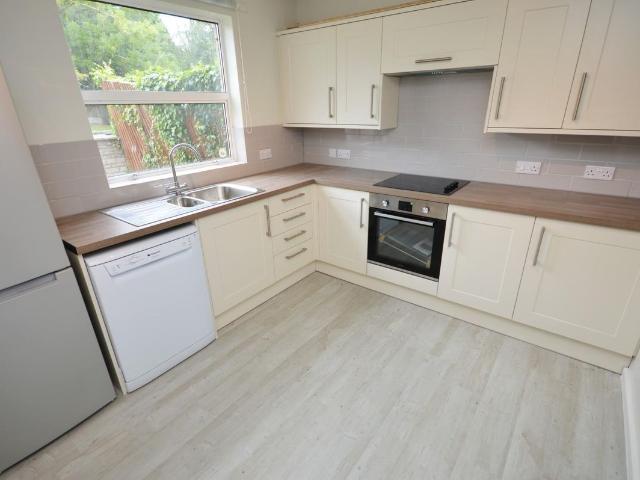 High Street, Bitton, Bristol BS30, 2 bed flat to rent, £1,250 pcm | PrimeLocation