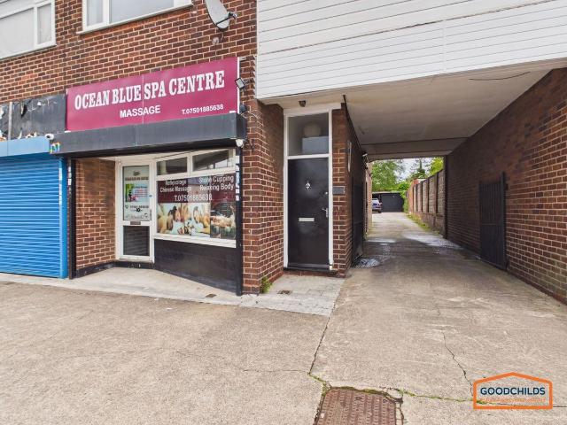 High Street, Brownhills WS8, 2 bed flat to rent, £775 pcm | PrimeLocation