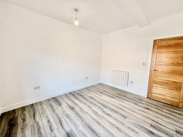 High Street, Bromsgrove B61, 2 bed property to rent, £850 pcm | PrimeLocation