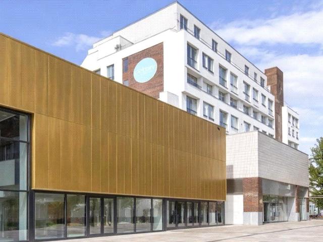 High Street, Bracknell, Berkshire RG12, 1 bed flat to rent, £1,250 pcm | PrimeLocation