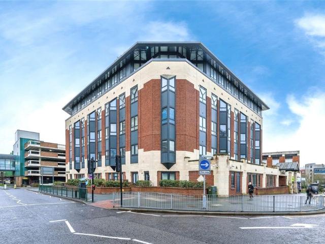 High Street, Bracknell, Berkshire, RG12