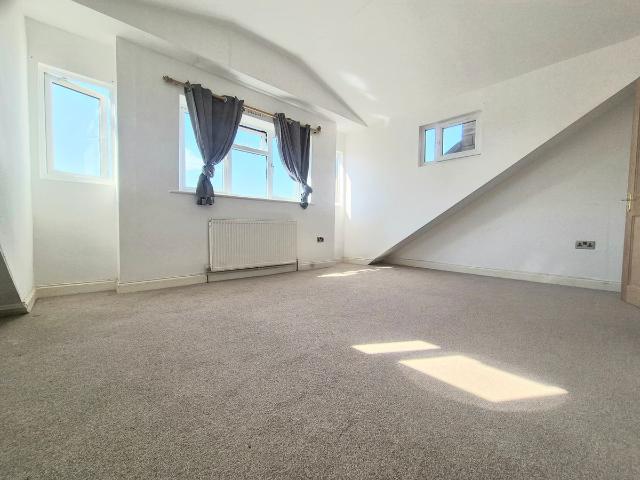 High Street, Brighouse HD6, 4 bed terraced house to rent, £1,350 pcm | PrimeLocation