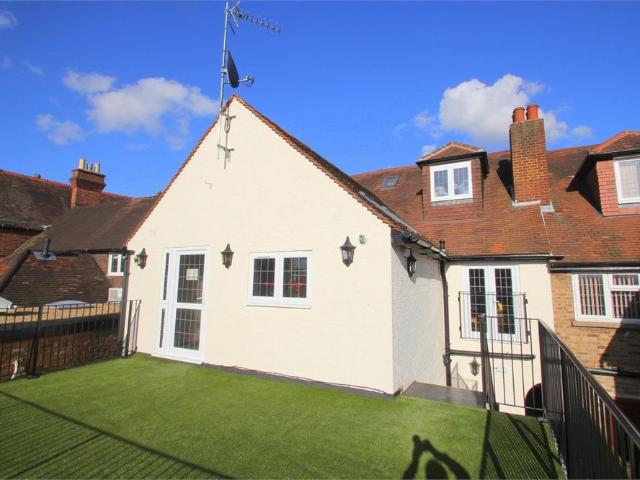 High Street, Burnham SL1, Room to rent, £655 pcm | PrimeLocation