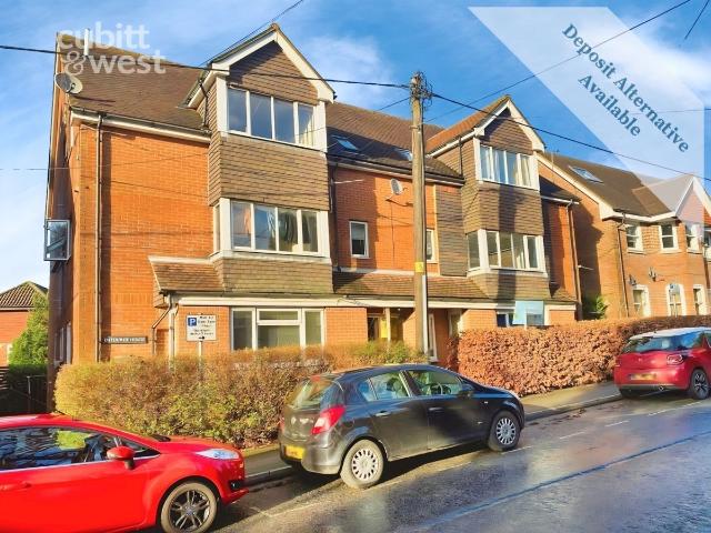High Street, Buxted TN22, 1 bed flat to rent, £900 pcm | PrimeLocation