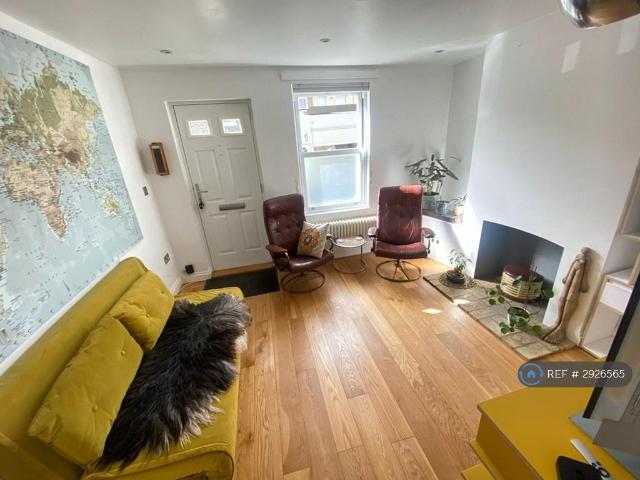 High Street, Cambridge, CB4 2 bed terraced house to rent £1,900 pcm £438 pw