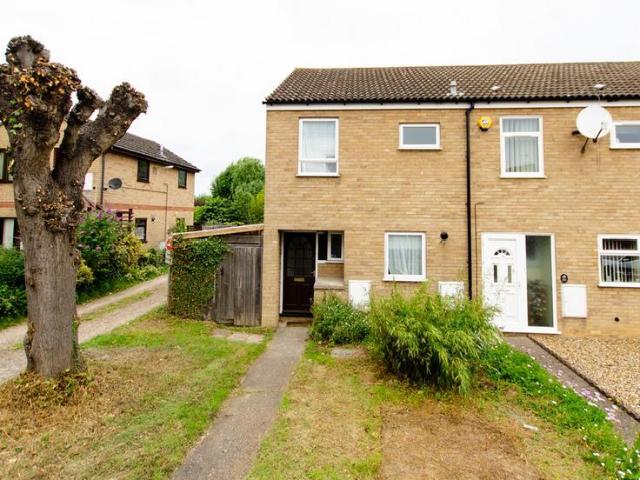 High Street, Cambridge CB4 3 bed end of terrace house to rent £1,850 pcm £427 pw
