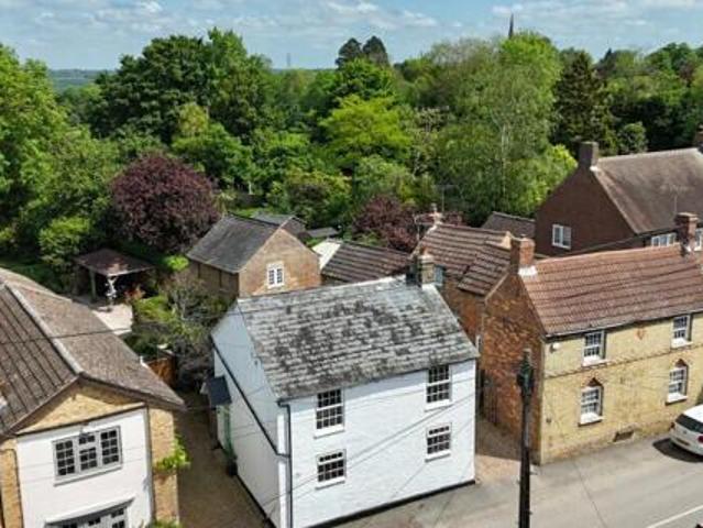 High Street, Catworth, 3 Bedroom Detached