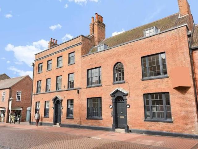 High Street, Chesham HP5, 1 bed flat to rent, £1,200 pcm | PrimeLocation