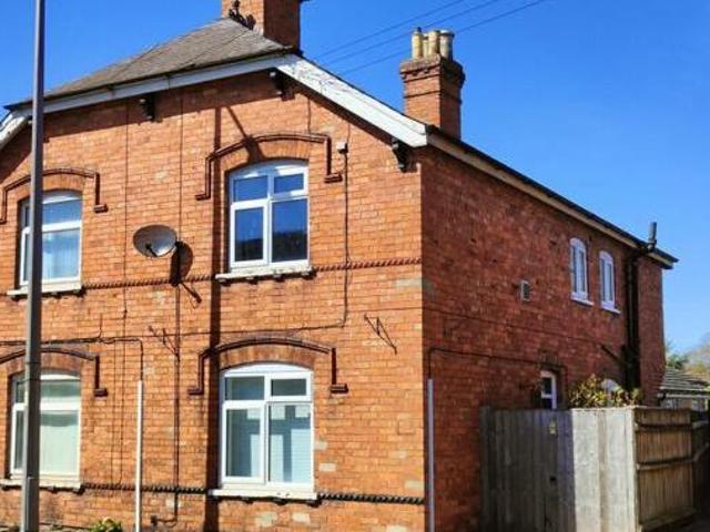 High Street, Coningsby, 3 Bedroom Semi detached