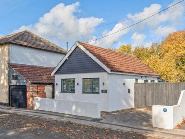 High Street, Codford, 2 Bedroom Detached