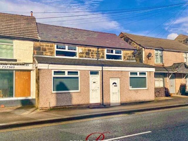 High Street, Coedpoeth, 2 Bedroom End