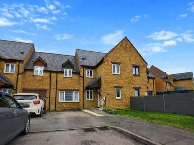 High Street, Collingtree, 3 Bedroom Terraced