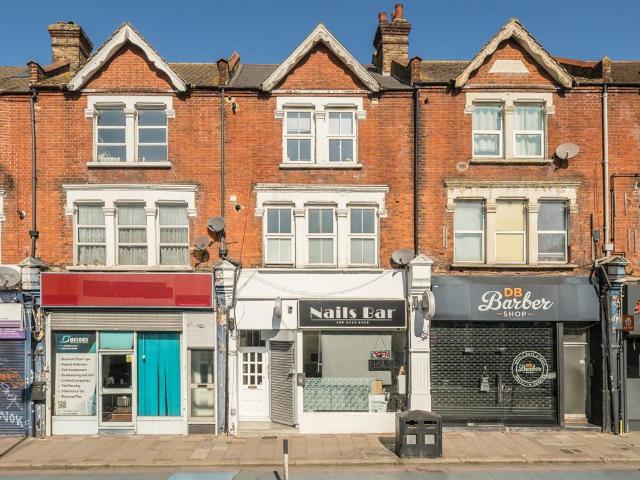 High Street Colliers Wood, Colliers Wood SW19, 1 bed flat to rent, £1,500 pcm | PrimeLocation