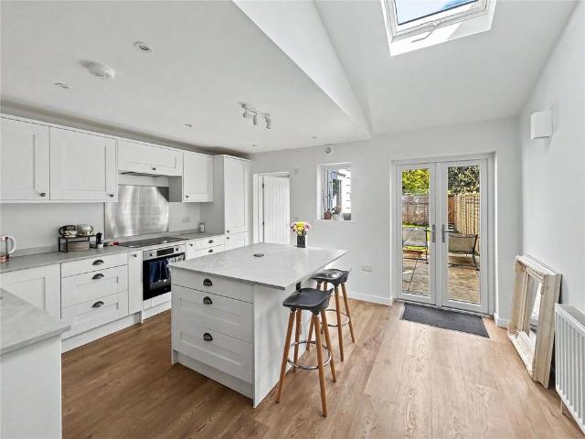High Street, Coton, Cambridge. 3 bed terraced house to rent £1,900 pcm £438 pw