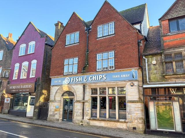 High Street, Crowborough TN6, 1 bed flat to rent, £975 pcm | PrimeLocation
