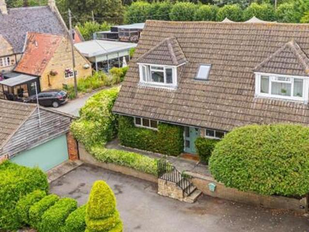 High Street, Cranford, 4 Bedroom Detached