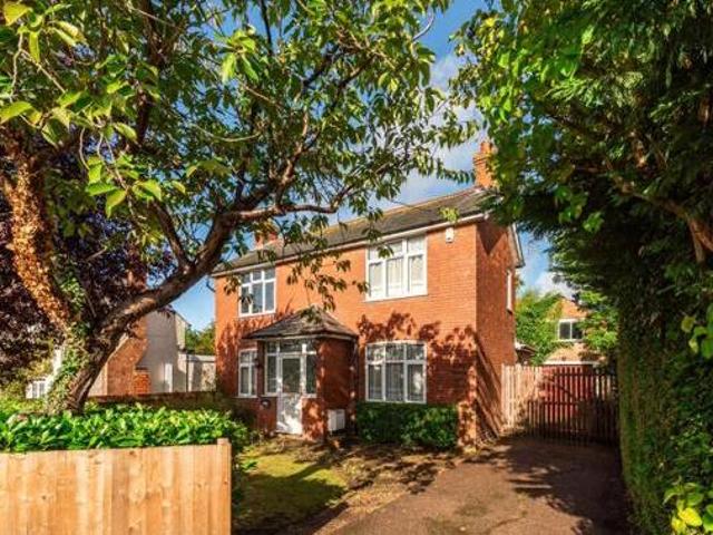 High Street, Cranfield, 2 Bedroom Detached