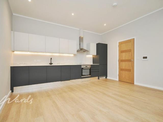 High Street, Dartford DA1, 1 bed flat to rent, £1,225 pcm | PrimeLocation