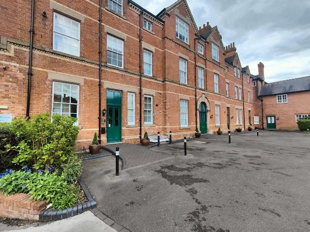 High Street, Derby DE65, 2 bed flat to rent, £1,000 pcm | PrimeLocation