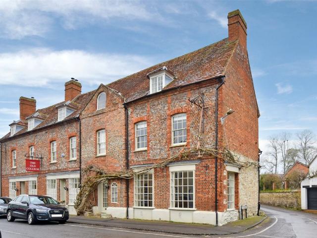 High Street, Dorchester On Thames, Wallingford, Oxfordshire OX10, 2 bed end terrace house to rent, £2,300 pcm | PrimeLocation