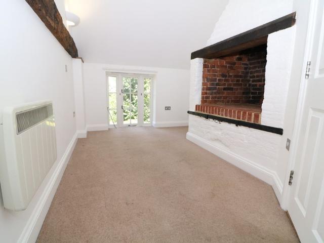 High Street, Dorking 2 bedrooms Property for lettings Seymours