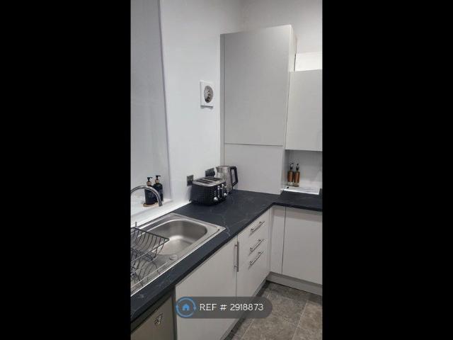 High Street, Dumbarton G82, 1 bed flat to rent, £700 pcm | PrimeLocation