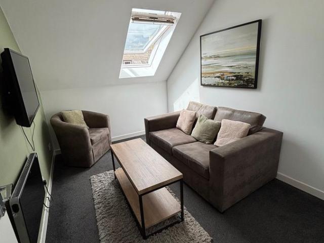 High Street, Dunbar EH42, 1 bed flat to rent, £800 pcm | PrimeLocation
