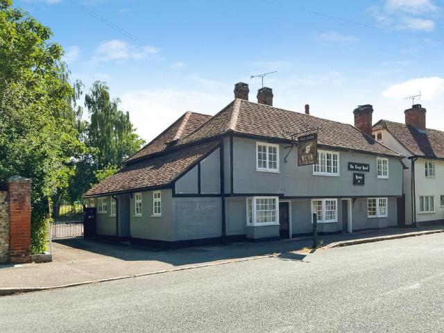 High Street, Dunmow CM6 6 bed detached house to rent £3,750 pcm £865 pw
