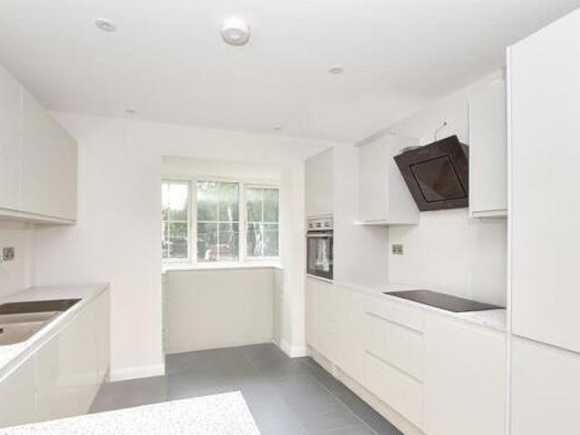 High Street, Dynamo Close, Headcorn, 3 Bedroom End